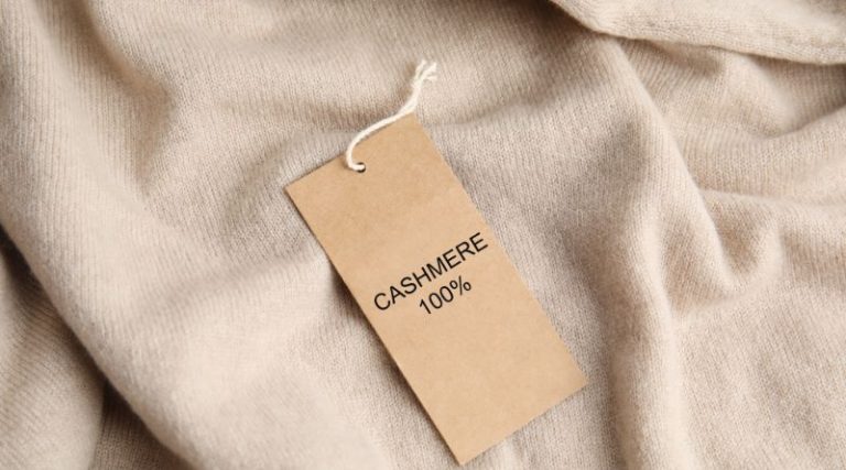 Cashmere Care Guide: 6 Points to Keep in Mind - Beautiful Touches