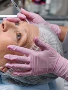 5 Ways To Fight Back Against Forehead Furrows - Beautiful Touches